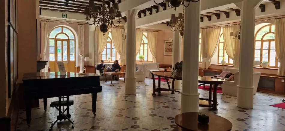 Nuria: el destino a dos mil metros de altura que solo puede accederse ...